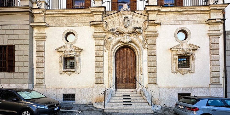 Palacio Zuccari – La Casa de los Monstruos en Roma