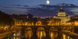 El río Tíber en Roma – Puentes, datos interesantes, cruceros
